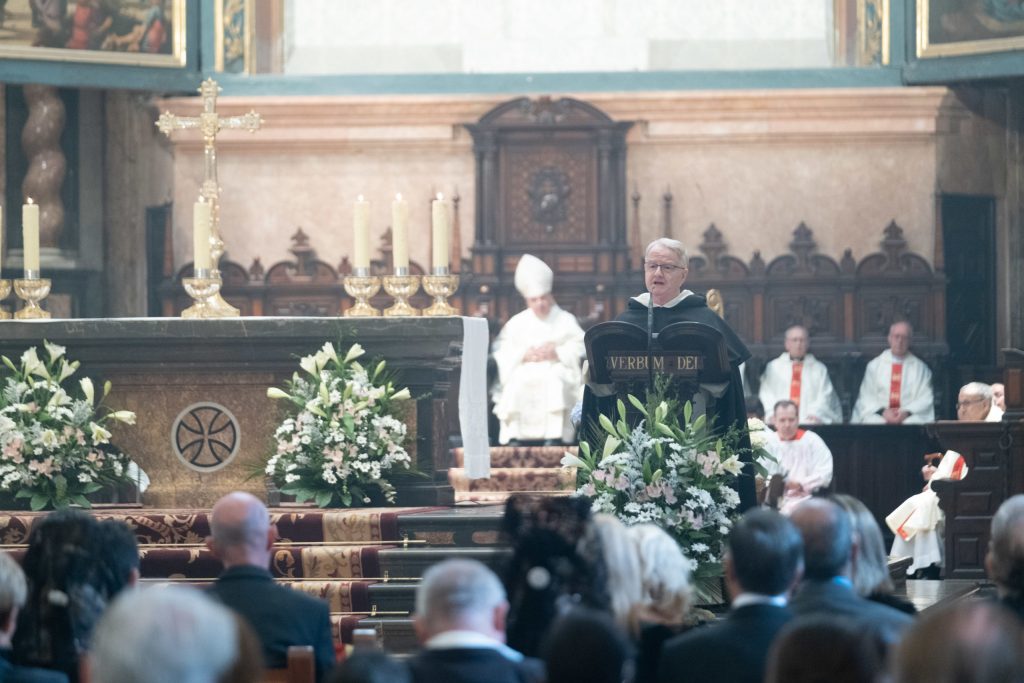 València celebra la misa en honor a San Vicente Ferrer - Actualidad ...