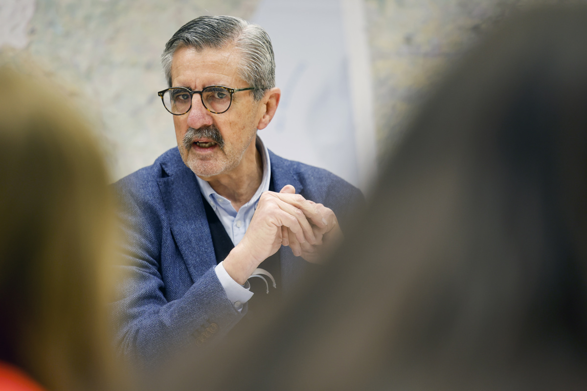 La Diputación de Valencia investiga los títulos del excomisionado de la ...